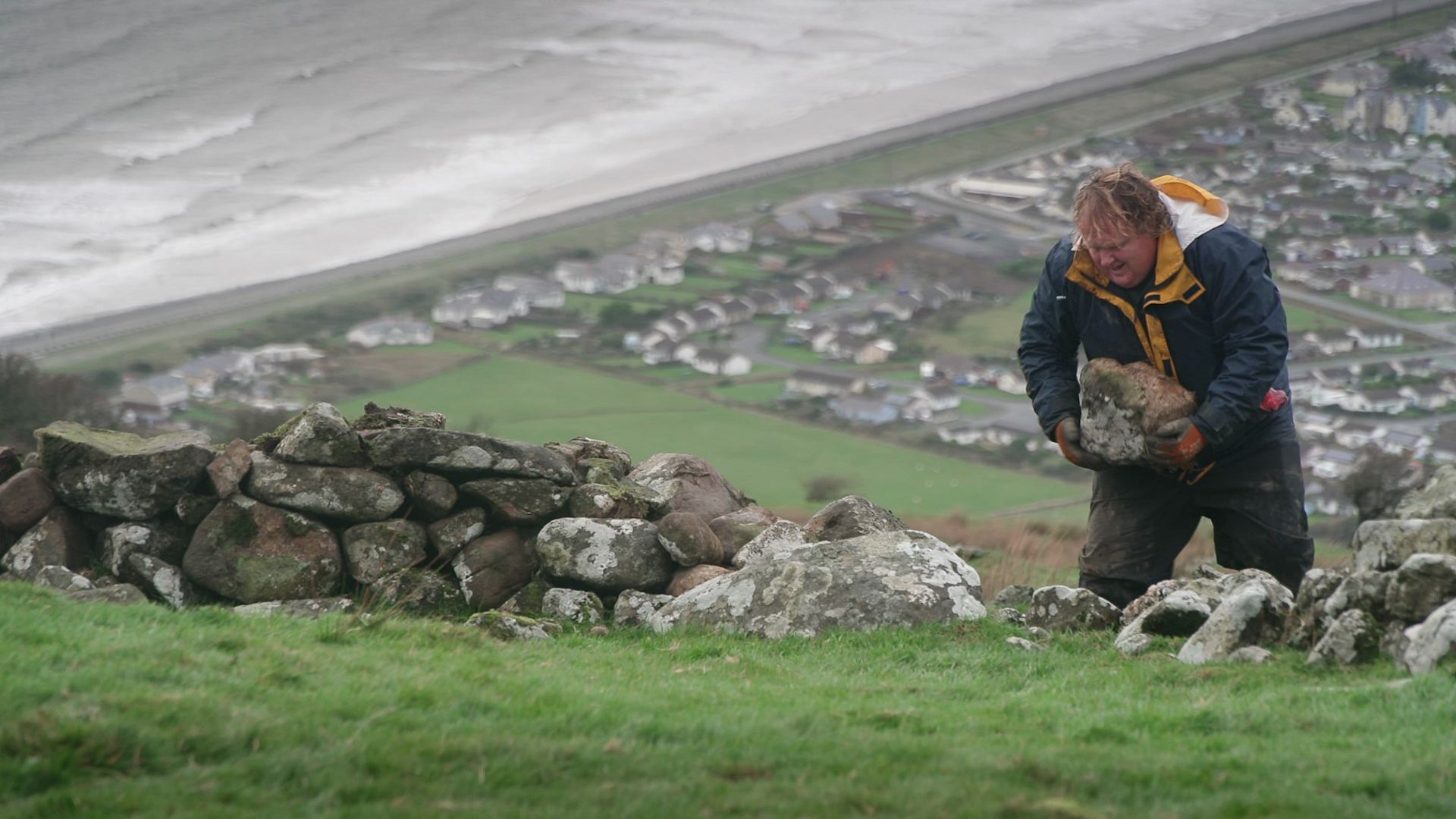 Clic | Fairbourne: Y Môr Wrth y Drws | 28 Ionawr 2024