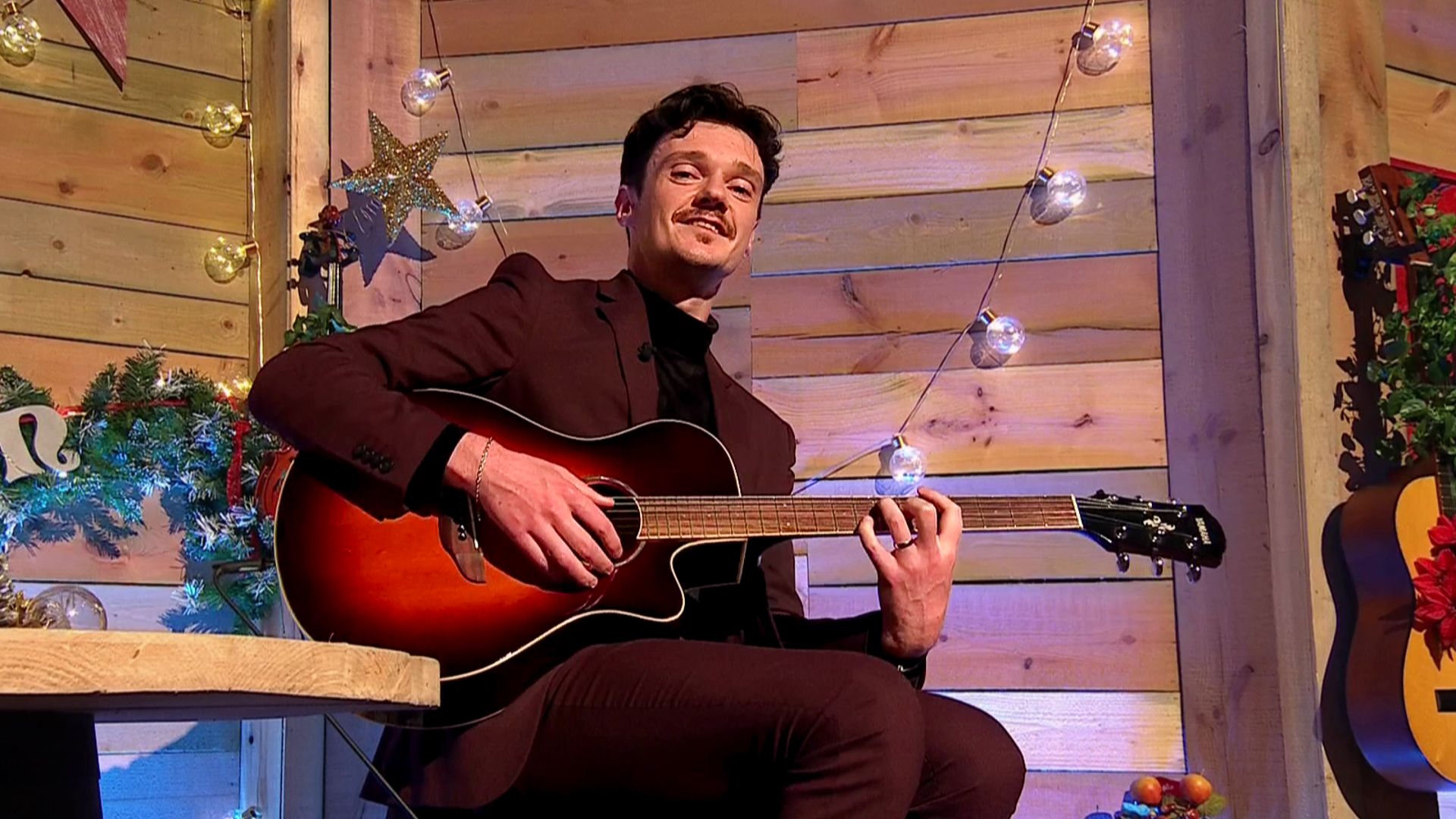 Noson Lawen - Cyfres 2025/26 | 'Dolig Hywel Pitts | S4C Clic
