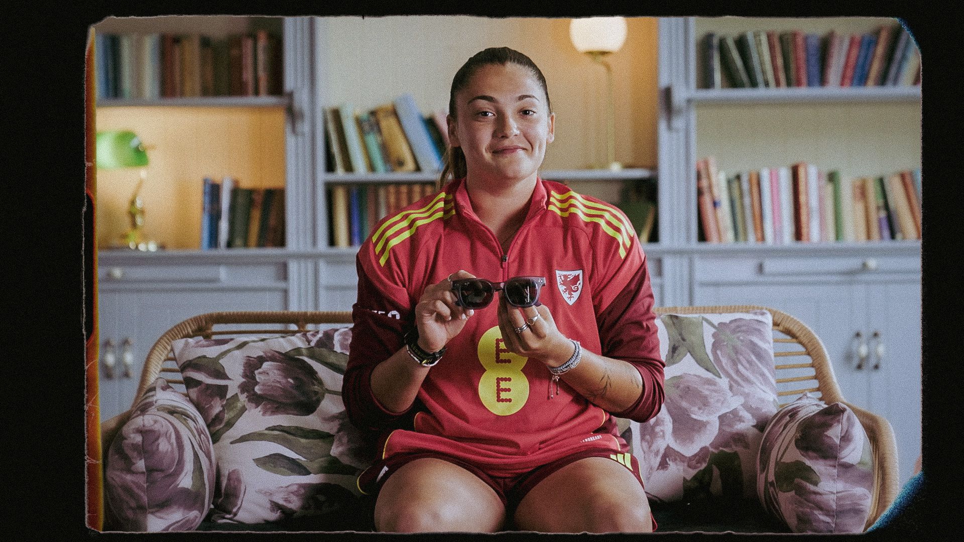 Pacio Bag Euro 2025 | Pacio Bag Euro 2025: Safia Middleton-Patel | S4C Clic