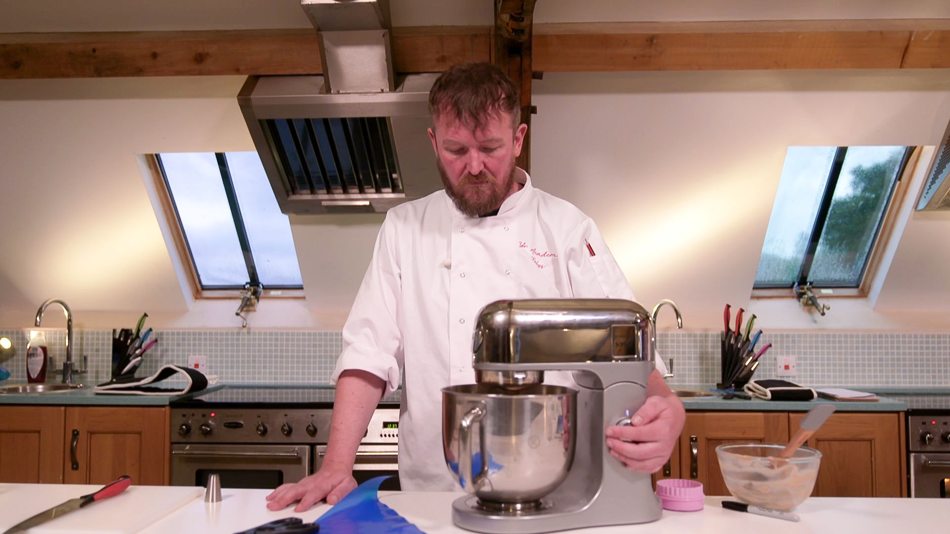 Richard Holt: Yr Academi Felys -2 | 14 Tachwedd 2025 | S4C Clic